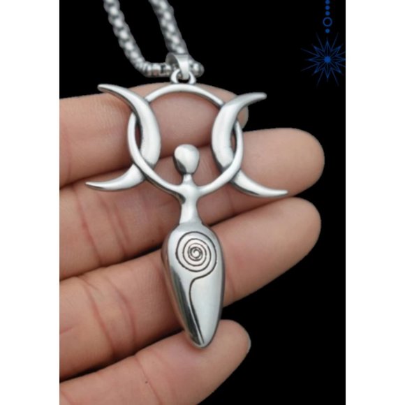 Jewelry | Triple Moon Goddess Necklace Goddess Hecate Necklace Pagan ...